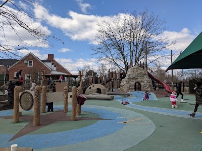 Palisades Recreation Center - Main Court
